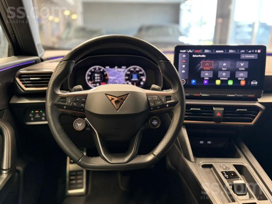 Melns Cupra Formentor 2024 Rīga, ar dzinēja tilpumu 2.50 L un nobraukumu 29 tūkst. km par 39990 €, foto 23 vietnē AUTOMOTO.COM.LV