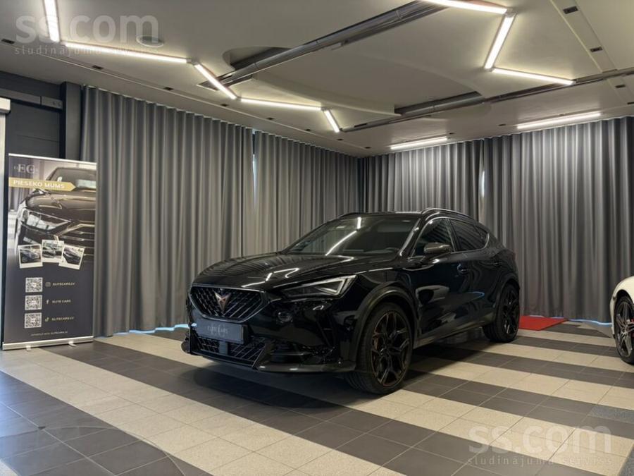 Melns Cupra Formentor 2024 Rīga, ar dzinēja tilpumu 2.50 L un nobraukumu 29 tūkst. km par 39990 €, foto 1 vietnē AUTOMOTO.COM.LV