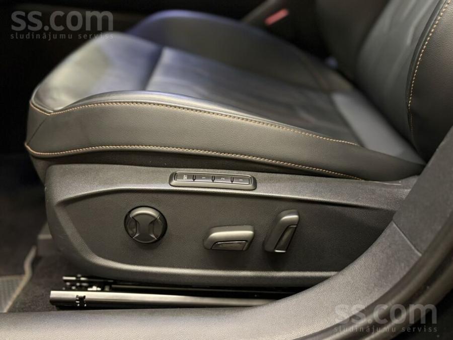 Melns Cupra Formentor 2024 Rīga, ar dzinēja tilpumu 2.50 L un nobraukumu 29 tūkst. km par 39990 €, foto 9 vietnē AUTOMOTO.COM.LV