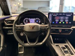 Melns Cupra Formentor 2024 Rīga, ar dzinēja tilpumu 2.50 L un nobraukumu 29 tūkst. km par 39990 €, foto 24 vietnē AUTOMOTO.COM.LV