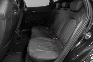 Black Cupra Formentor 2024 in Vilnius, with an engine capacity of 1.40 L and mileage of 61 thousand km for 28950 €, photo 7 on AUTOMOTO.COM.LV