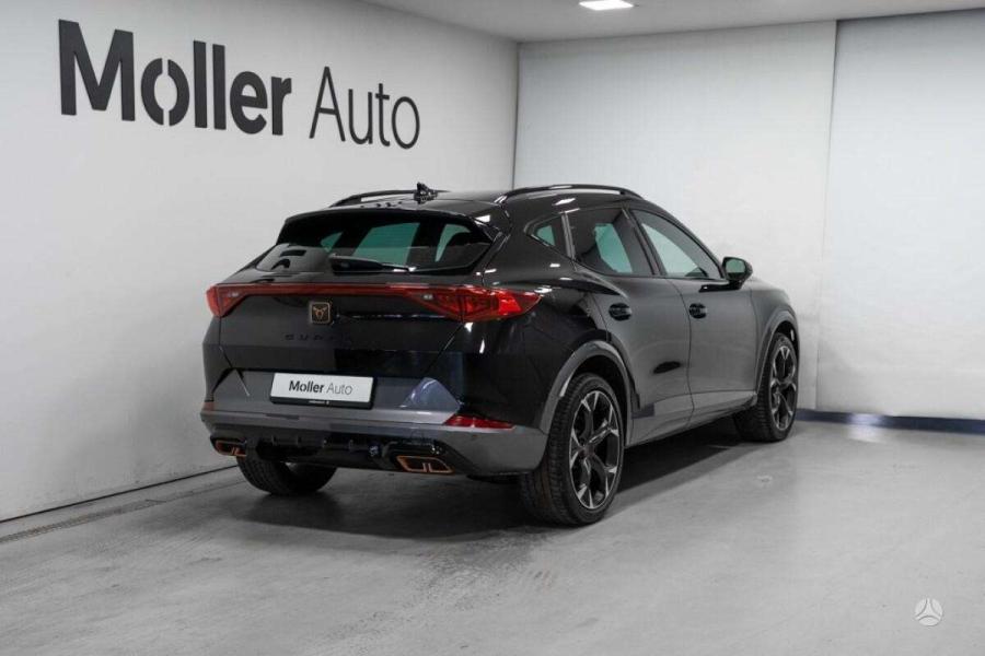 Черный Cupra Formentor 2024 в Вильнюс, объемом двигателя 1.40 л и пробегом 61 тыс. км за 28950 €, фото 4 на AUTOMOTO.COM.LV