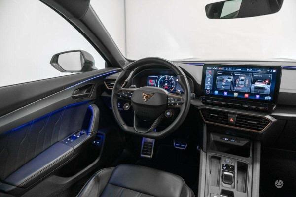 Melns Cupra Formentor 2024 Viļņa, ar dzinēja tilpumu 1.40 L un nobraukumu 61 tūkst. km par 28950 €, foto 10 vietnē AUTOMOTO.COM.LV