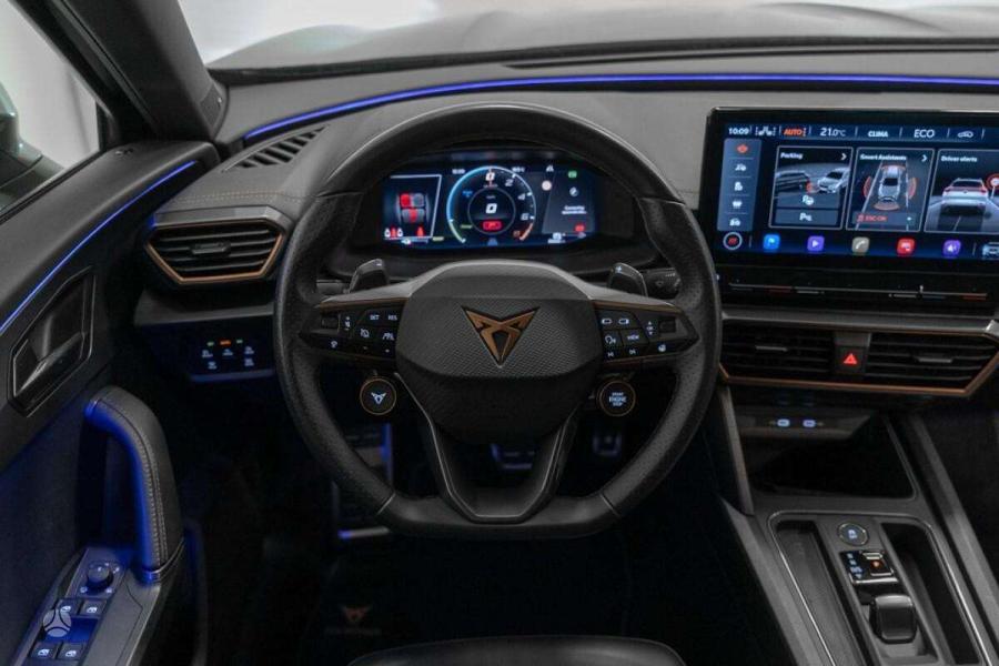 Черный Cupra Formentor 2024 в Вильнюс, объемом двигателя 1.40 л и пробегом 61 тыс. км за 28950 €, фото 12 на AUTOMOTO.COM.LV