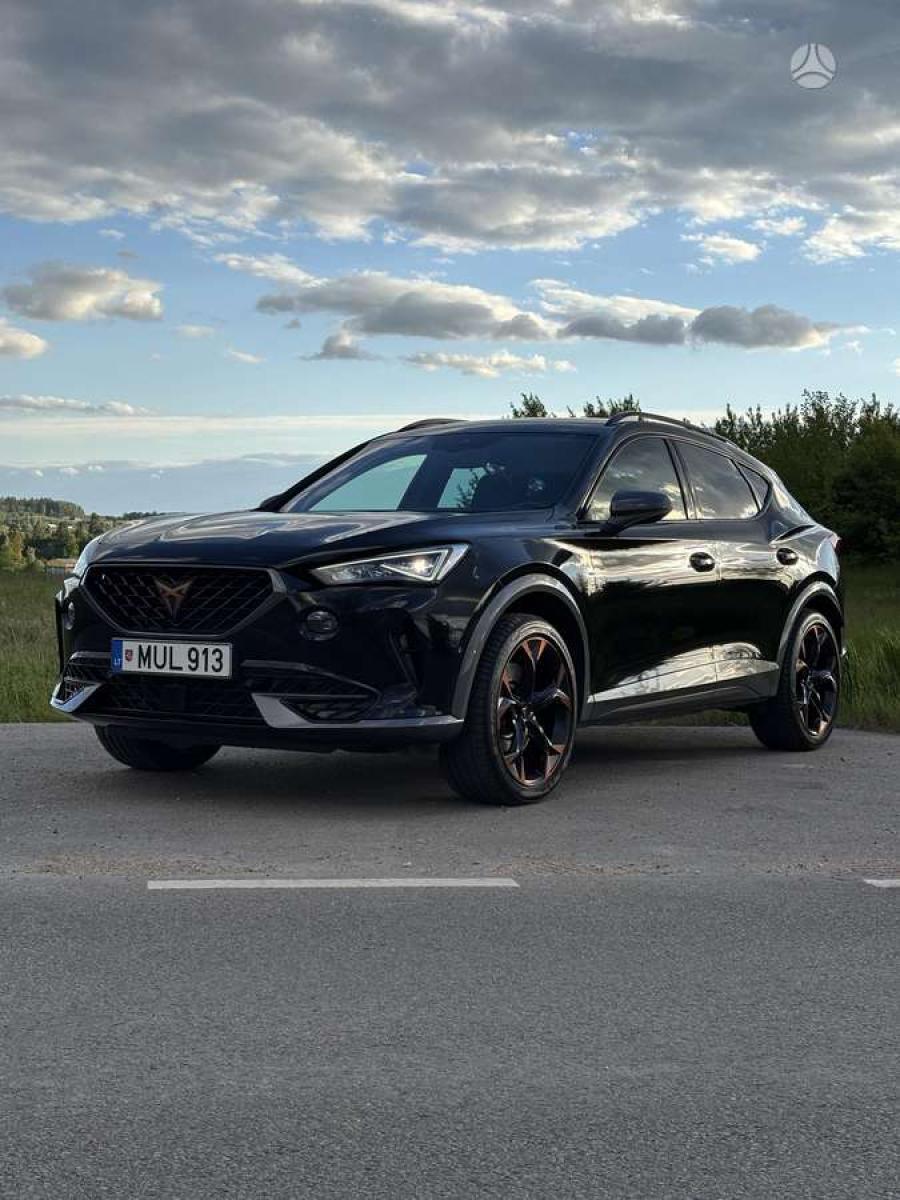 Черный Cupra Formentor 2024 в Вильнюс, объемом двигателя 1.98 л и пробегом 32 тыс. км за 33000 €, фото 1 на AUTOMOTO.COM.LV