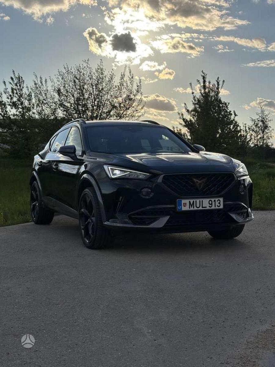 Черный Cupra Formentor 2024 в Вильнюс, объемом двигателя 1.98 л и пробегом 32 тыс. км за 33000 €, фото 3 на AUTOMOTO.COM.LV