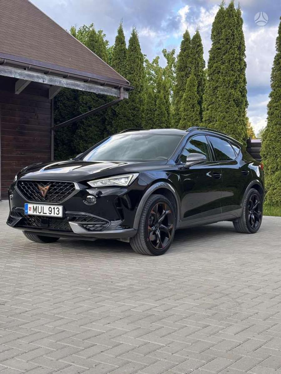 Черный Cupra Formentor 2024 в Вильнюс, объемом двигателя 1.98 л и пробегом 32 тыс. км за 33000 €, фото 6 на AUTOMOTO.COM.LV