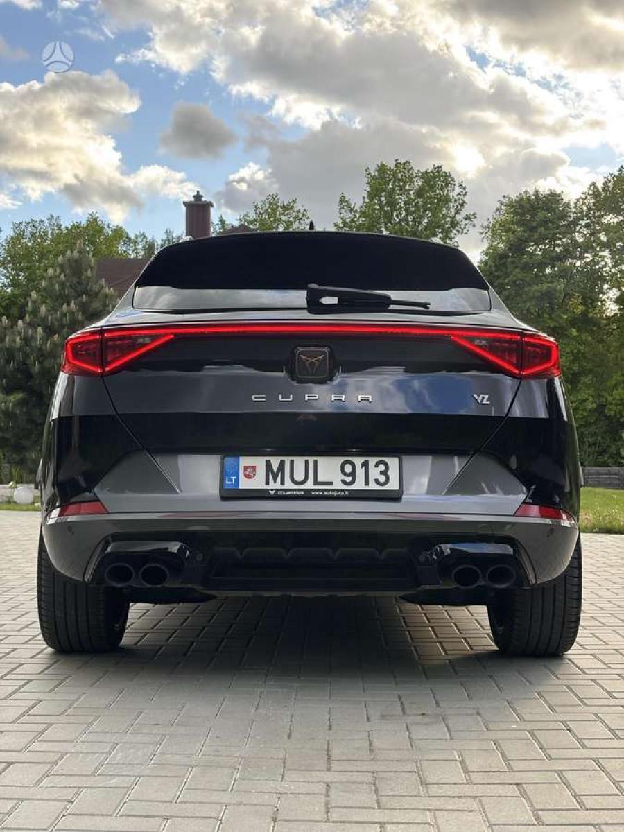Черный Cupra Formentor 2024 в Вильнюс, объемом двигателя 1.98 л и пробегом 32 тыс. км за 33000 €, фото 10 на AUTOMOTO.COM.LV