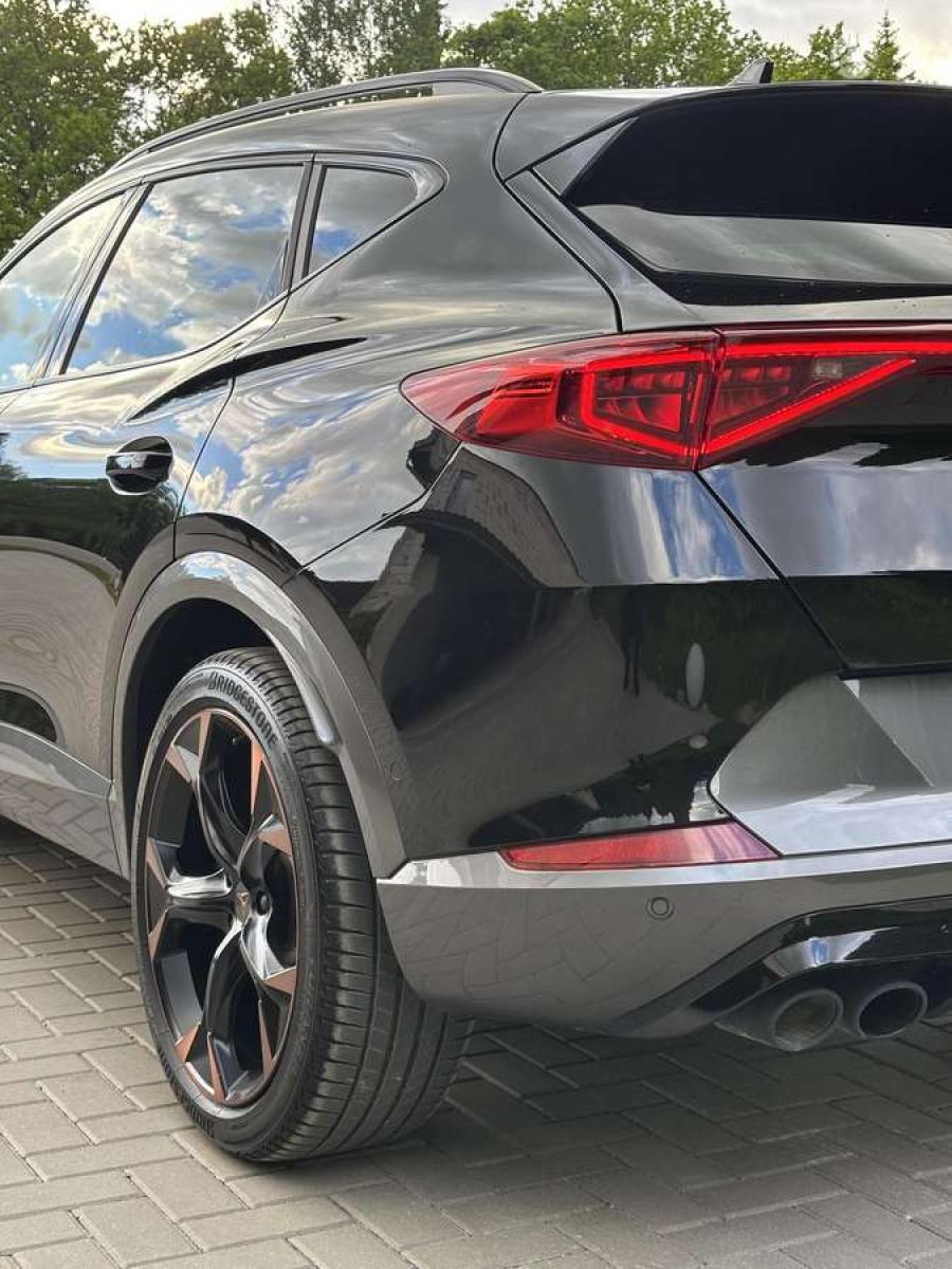 Черный Cupra Formentor 2024 в Вильнюс, объемом двигателя 1.98 л и пробегом 32 тыс. км за 33000 €, фото 12 на AUTOMOTO.COM.LV