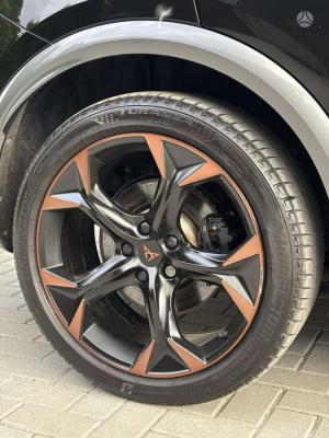 Черный Cupra Formentor 2024 в Вильнюс, объемом двигателя 1.98 л и пробегом 32 тыс. км за 33000 €, фото 17 на AUTOMOTO.COM.LV