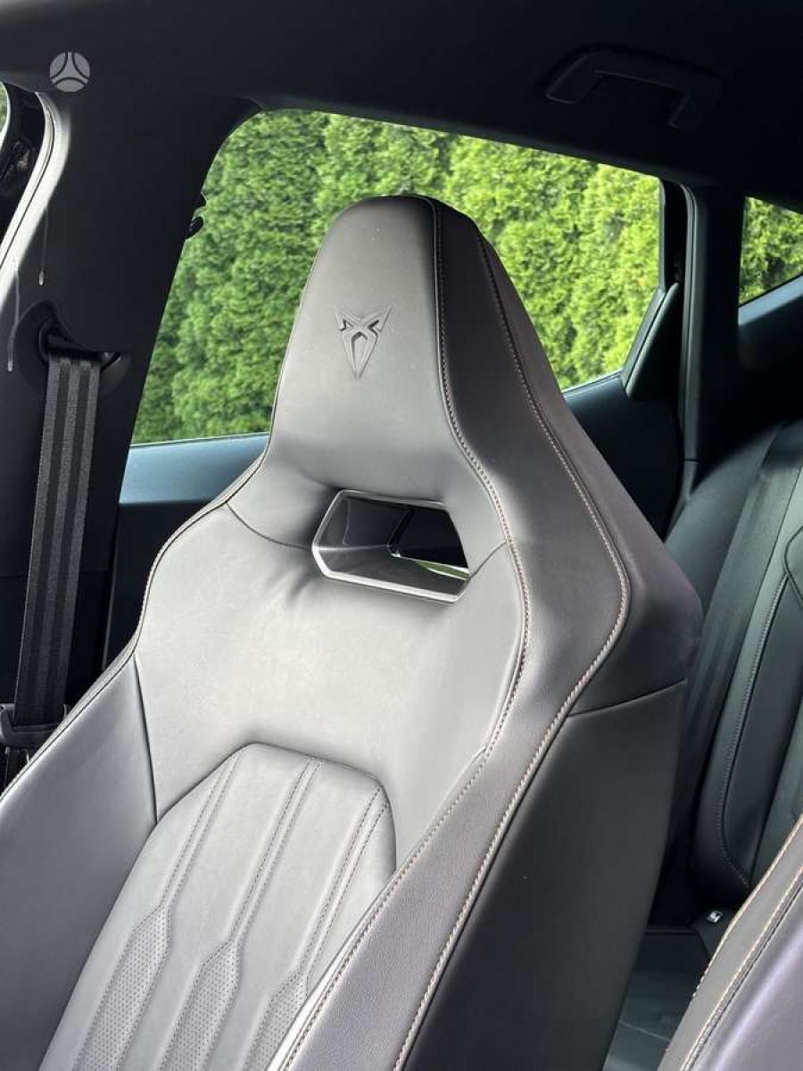 Черный Cupra Formentor 2024 в Вильнюс, объемом двигателя 1.98 л и пробегом 32 тыс. км за 33000 €, фото 30 на AUTOMOTO.COM.LV