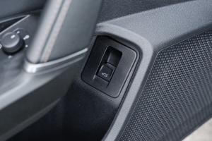 Melns Cupra Formentor 2024 Rīga, ar dzinēja tilpumu 2.00 L un nobraukumu 54 tūkst. km par 26950 €, foto 13 vietnē AUTOMOTO.COM.LV