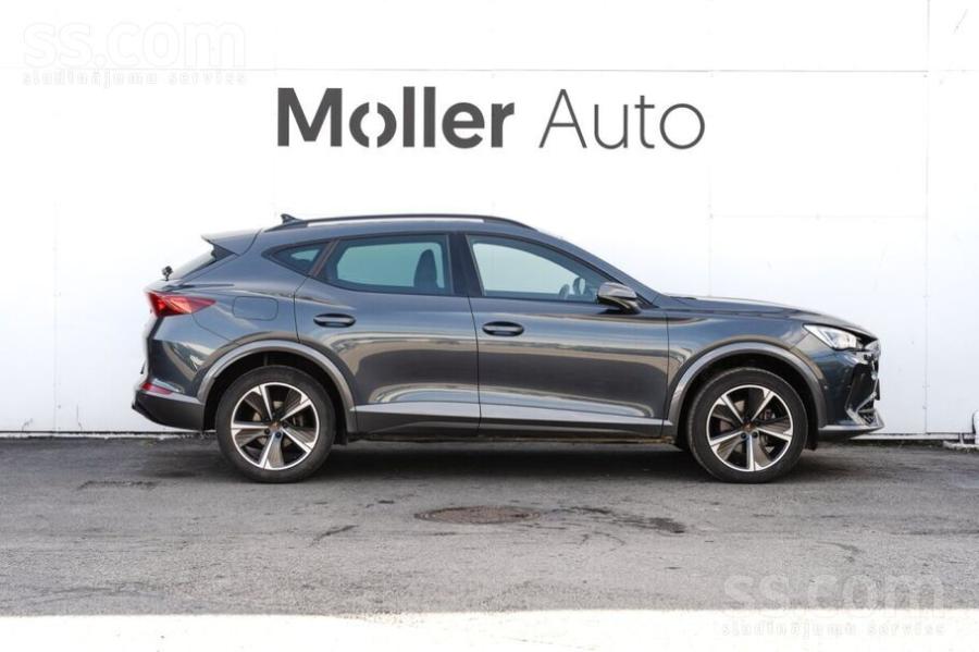 Melns Cupra Formentor 2024 Rīga, ar dzinēja tilpumu 2.00 L un nobraukumu 54 tūkst. km par 26950 €, foto 6 vietnē AUTOMOTO.COM.LV