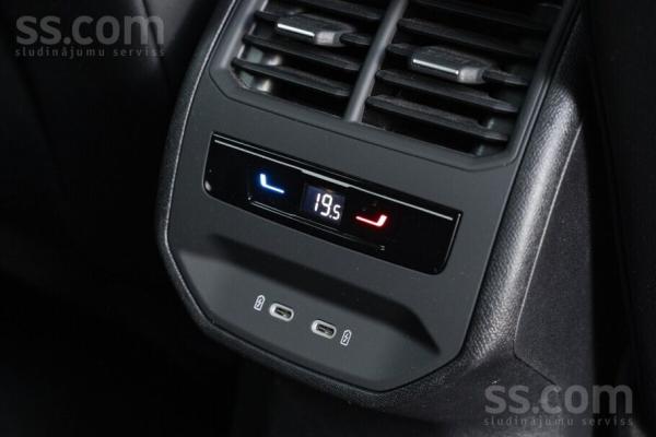 Черный Cupra Formentor 2024 в Рига, объемом двигателя 2.00 л и пробегом 54 тыс. км за 26950 €, фото 8 на AUTOMOTO.COM.LV