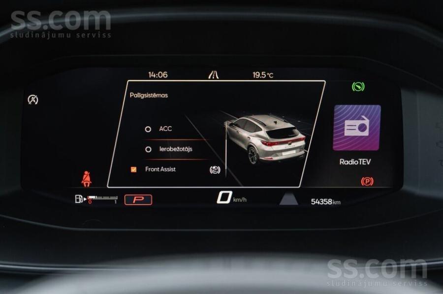 Melns Cupra Formentor 2024 Rīga, ar dzinēja tilpumu 2.00 L un nobraukumu 54 tūkst. km par 26950 €, foto 17 vietnē AUTOMOTO.COM.LV