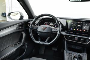 Melns Cupra Formentor 2024 Rīga, ar dzinēja tilpumu 2.00 L un nobraukumu 54 tūkst. km par 26950 €, foto 30 vietnē AUTOMOTO.COM.LV