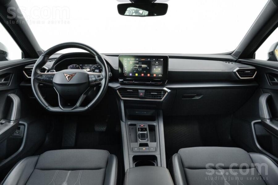 Melns Cupra Formentor 2024 Rīga, ar dzinēja tilpumu 2.00 L un nobraukumu 54 tūkst. km par 26950 €, foto 31 vietnē AUTOMOTO.COM.LV