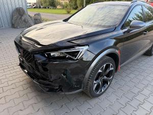 Black Cupra Formentor 2024 in Vilkaviskis, with an engine capacity of 1.98 L and mileage of 15 thousand km for 18000 €, photo 3 on AUTOMOTO.COM.LV
