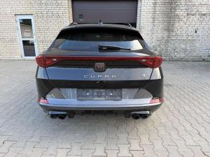 Black Cupra Formentor 2024 in Vilkaviskis, with an engine capacity of 1.98 L and mileage of 15 thousand km for 18000 €, photo 8 on AUTOMOTO.COM.LV