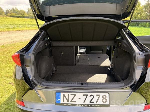 Черный Cupra Formentor 2024 в Рига, объемом двигателя 1.50 л и пробегом 76 тыс. км за 21800 €, фото 5 на AUTOMOTO.COM.LV