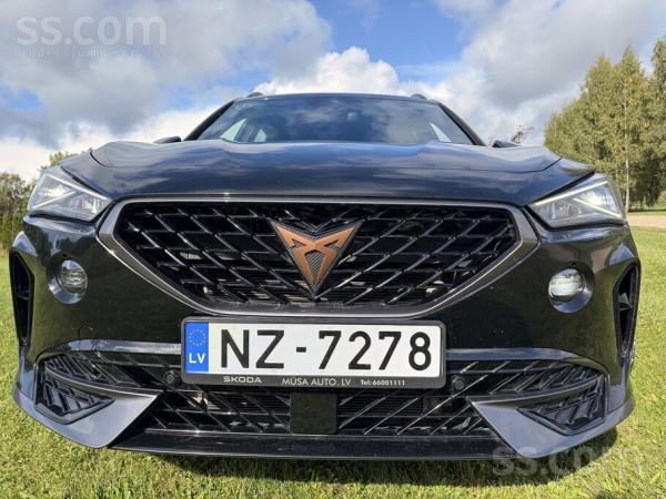 Черный Cupra Formentor 2024 в Рига, объемом двигателя 1.50 л и пробегом 76 тыс. км за 21800 €, фото 10 на AUTOMOTO.COM.LV