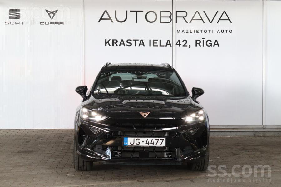Black Cupra Formentor 2025 in Riga, with an engine capacity of 1.50 L and mileage of 2 thousand km for 32490 €, photo 2 on AUTOMOTO.COM.LV