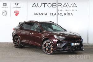 Черный Cupra Formentor 2025 в Рига, объемом двигателя 2.00 л и пробегом 6 тыс. км за 43990 €, фото 4 на AUTOMOTO.COM.LV