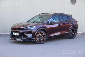 Черный Cupra Formentor 2025 в Рига, объемом двигателя 2.00 л и пробегом 6 тыс. км за 43990 €, фото 34 на AUTOMOTO.COM.LV