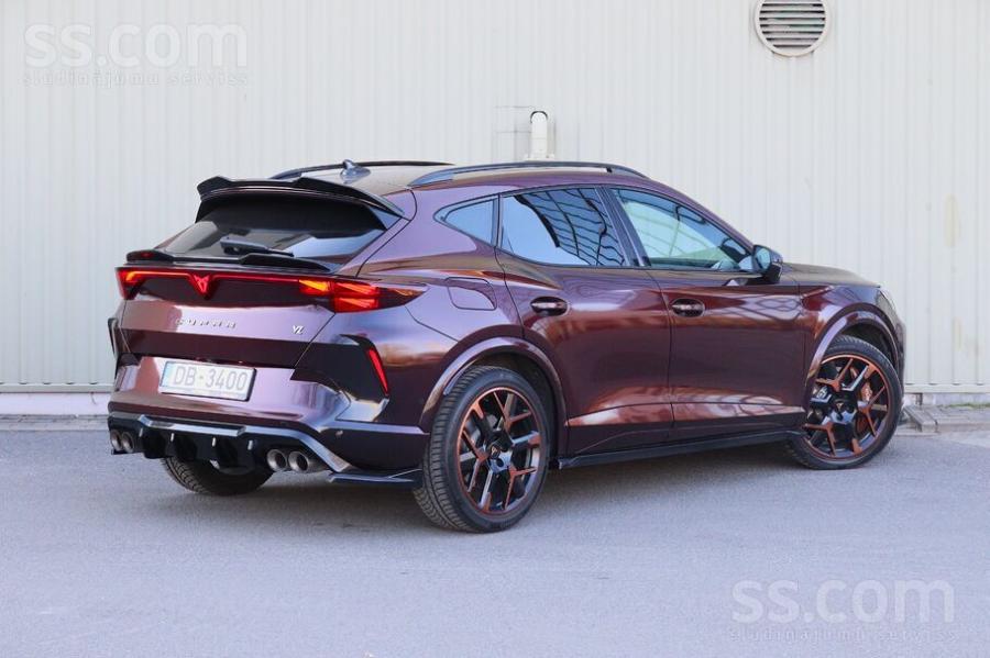 Черный Cupra Formentor 2025 в Рига, объемом двигателя 2.00 л и пробегом 6 тыс. км за 43990 €, фото 35 на AUTOMOTO.COM.LV