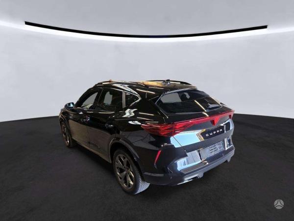 Черный Cupra Formentor 2025 в Вильнюс, объемом двигателя 1.50 л и пробегом 14 тыс. км за 29400 €, фото 3 на AUTOMOTO.COM.LV