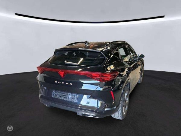 Черный Cupra Formentor 2025 в Вильнюс, объемом двигателя 1.50 л и пробегом 14 тыс. км за 29400 €, фото 4 на AUTOMOTO.COM.LV