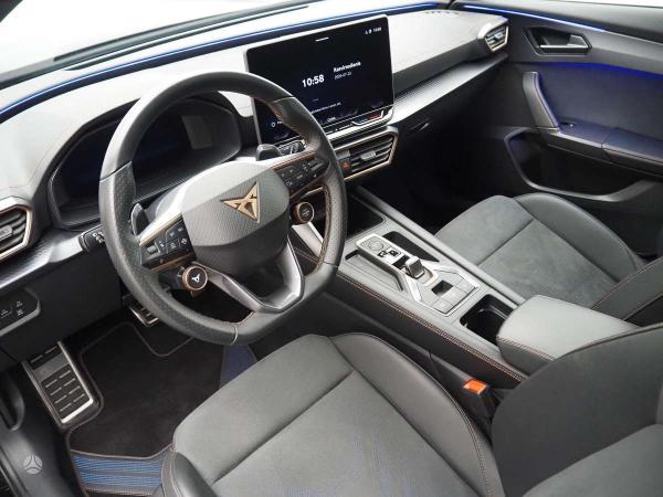 Melns Cupra Formentor 2025 Viļņa, ar dzinēja tilpumu 1.98 L un nobraukumu 30 tūkst. km par 38000 €, foto 10 vietnē AUTOMOTO.COM.LV