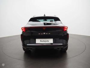 Melns Cupra Formentor 2025 Viļņa, ar dzinēja tilpumu 1.50 L un nobraukumu 40 tūkst. km par 27900 €, foto 6 vietnē AUTOMOTO.COM.LV