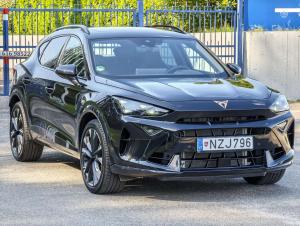 Черный Cupra Formentor 2025 в Вильнюс, объемом двигателя 1.98 л и пробегом 4 тыс. км за 37000 €, фото  на AUTOMOTO.COM.LV