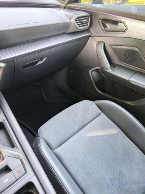 Melns Cupra Formentor 2025 Viļņa, ar dzinēja tilpumu 1.98 L un nobraukumu 4 tūkst. km par 37000 €, foto 28 vietnē AUTOMOTO.COM.LV