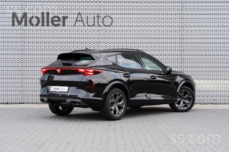 Черный Cupra Formentor 2025 в Рига, объемом двигателя 1.50 л и пробегом 67 тыс. км за 31850 €, фото 5 на AUTOMOTO.COM.LV