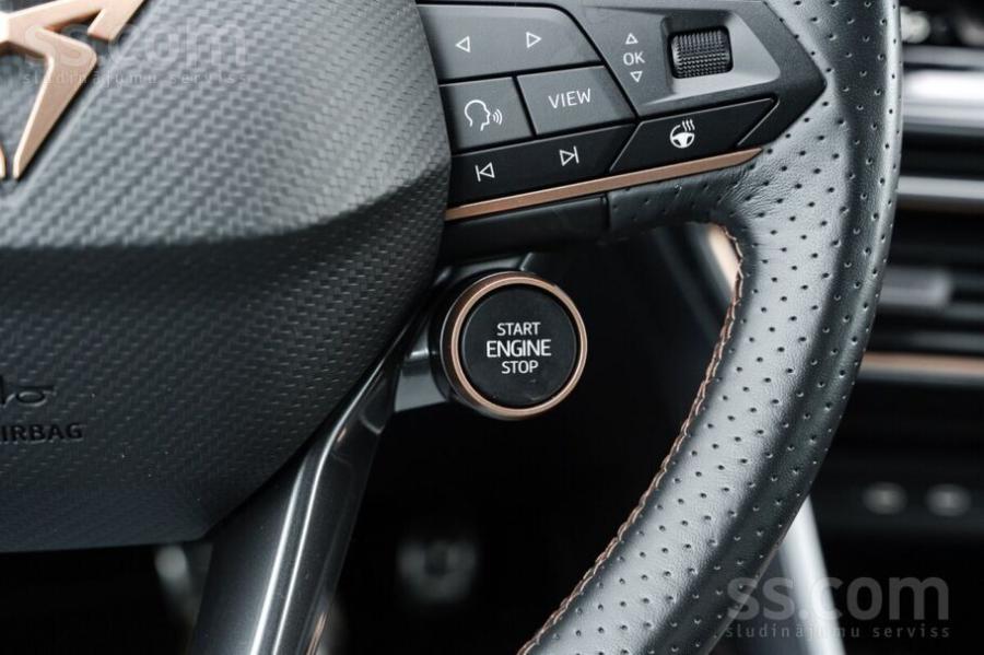 Черный Cupra Formentor 2025 в Рига, объемом двигателя 1.50 л и пробегом 67 тыс. км за 31850 €, фото 17 на AUTOMOTO.COM.LV