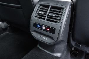 Black Cupra Formentor 2025 in Riga, with an engine capacity of 1.50 L and mileage of 51 thousand km for 29500 €, photo 7 on AUTOMOTO.COM.LV
