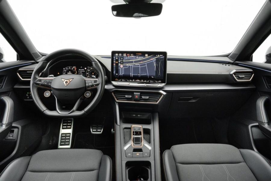 Black Cupra Formentor 2025 in Riga, with an engine capacity of 1.50 L and mileage of 51 thousand km for 29500 €, photo 16 on AUTOMOTO.COM.LV