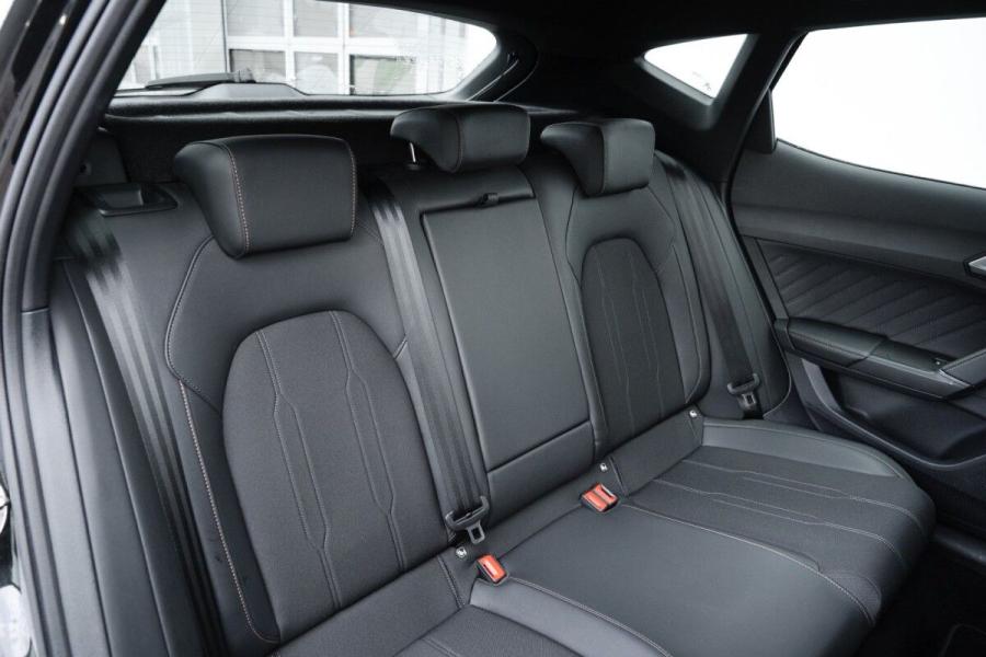 Black Cupra Formentor 2025 in Riga, with an engine capacity of 1.50 L and mileage of 51 thousand km for 29500 €, photo 18 on AUTOMOTO.COM.LV