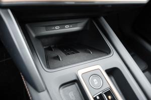 Black Cupra Formentor 2025 in Riga, with an engine capacity of 1.50 L and mileage of 51 thousand km for 29500 €, photo 21 on AUTOMOTO.COM.LV