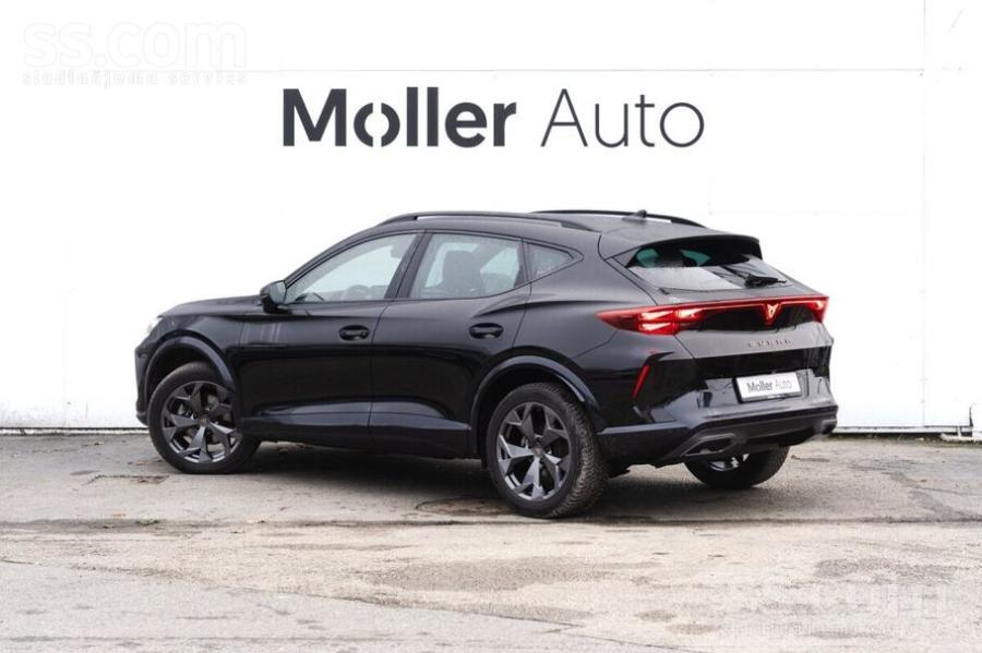 Melns Cupra Formentor 2025 Rīga, ar dzinēja tilpumu 1.50 L un nobraukumu 51 tūkst. km par 29500 €, foto 6 vietnē AUTOMOTO.COM.LV