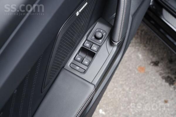 Melns Cupra Formentor 2025 Rīga, ar dzinēja tilpumu 1.50 L un nobraukumu 51 tūkst. km par 29500 €, foto 8 vietnē AUTOMOTO.COM.LV