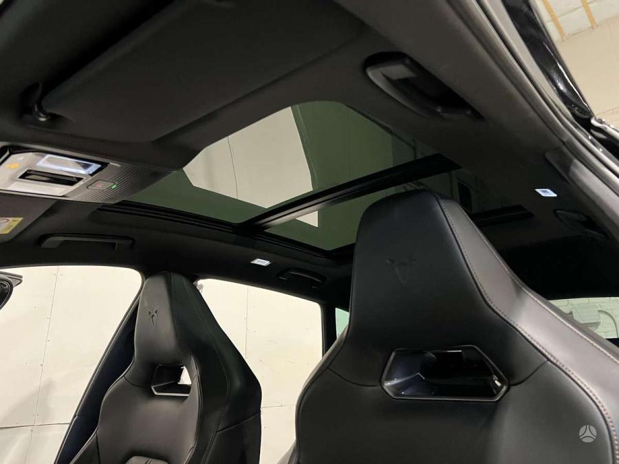 Черный Cupra Formentor 2021 в Клайпеда, объемом двигателя 1.40 л и пробегом 195 тыс. км за 19999 €, фото 8 на AUTOMOTO.COM.LV