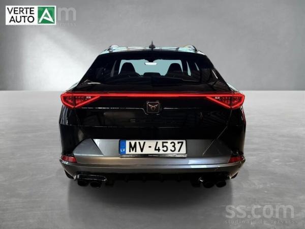 Черный Cupra Formentor 2021 в Рига, объемом двигателя 2.00 л и пробегом 94 тыс. км за 22590 €, фото 5 на AUTOMOTO.COM.LV