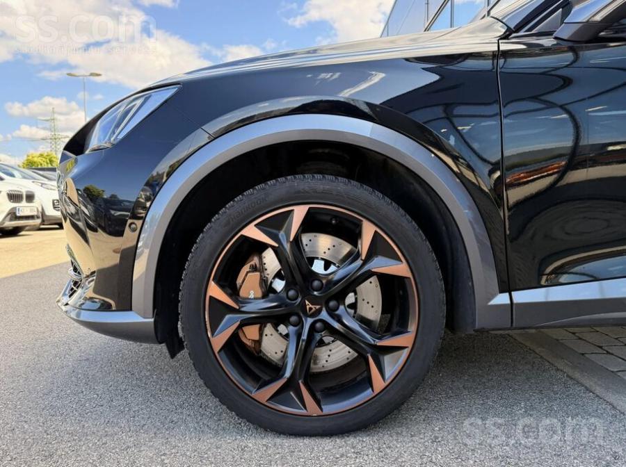 Melns Cupra Formentor 2021 Rīga, ar dzinēja tilpumu 2.00 L un nobraukumu 94 tūkst. km par 22590 €, foto 27 vietnē AUTOMOTO.COM.LV