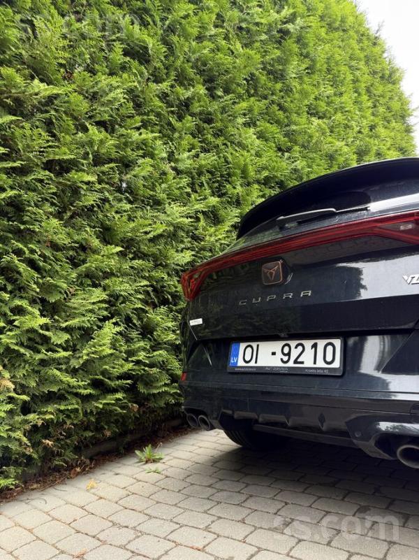 Black Cupra Formentor 2023 in Riga, with an engine capacity of 2.00 L and mileage of 67 thousand km for 26500 €, photo 3 on AUTOMOTO.COM.LV