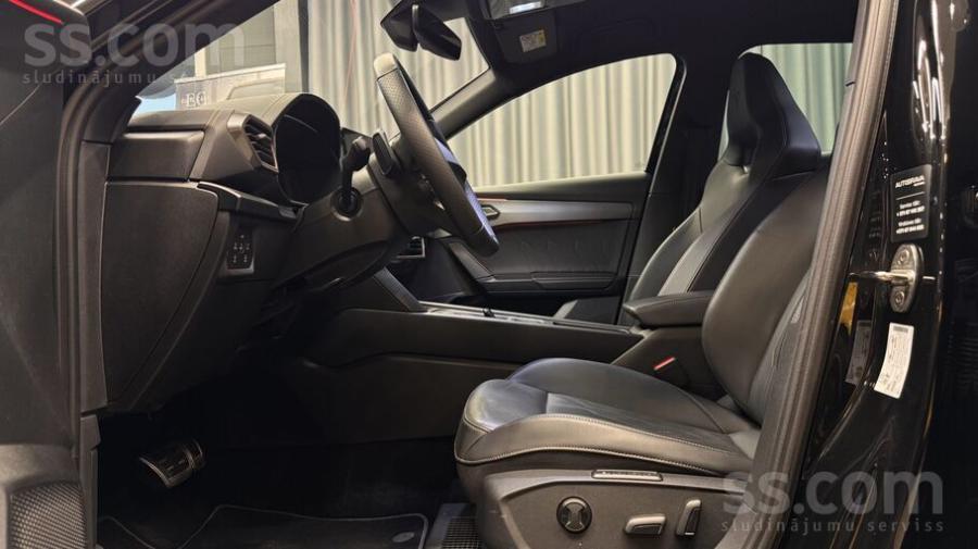Melns Cupra Formentor 2023 Rīga, ar dzinēja tilpumu 2.00 L un nobraukumu 35 tūkst. km par 30990 €, foto 9 vietnē AUTOMOTO.COM.LV