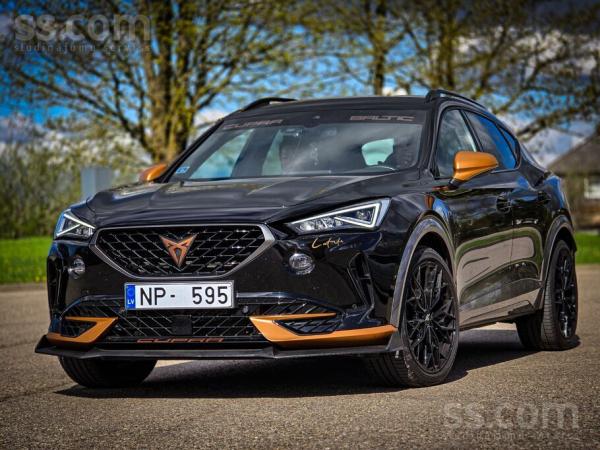 Black Cupra Formentor 2023 in Ogre, with an engine capacity of 2.00 L and mileage of 62 thousand km for 27999 €, photo 1 on AUTOMOTO.COM.LV
