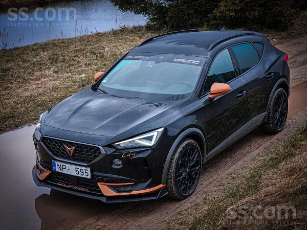 Black Cupra Formentor 2023 in Ogre, with an engine capacity of 2.00 L and mileage of 62 thousand km for 27999 €, photo 4 on AUTOMOTO.COM.LV